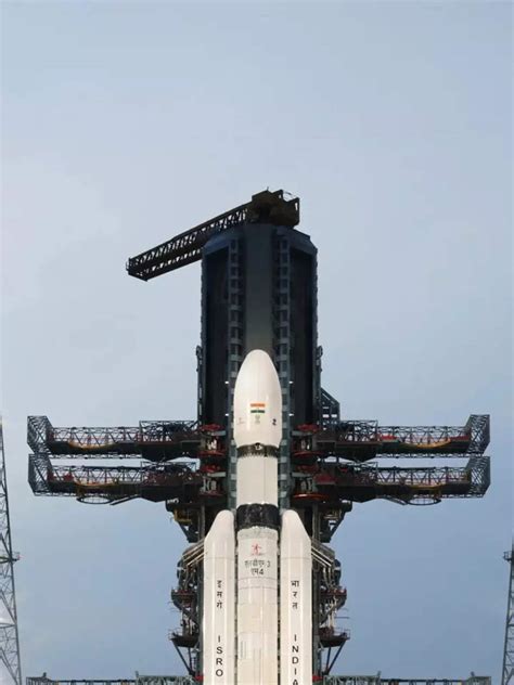 Isro के वैज्ञानिकों को कितनी मिलती है सैलरी जानें भत्ते और सुविधाएं