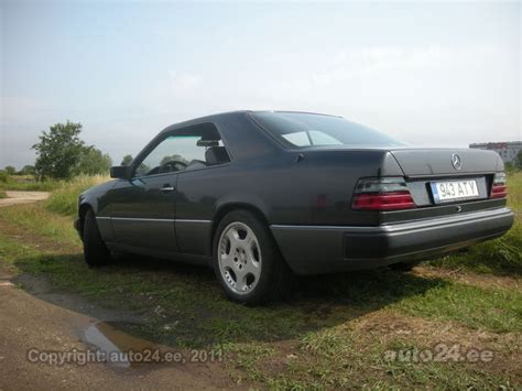 Поменял задние фары — Mercedes Benz E Class Coupe C124 2 3 л 1992