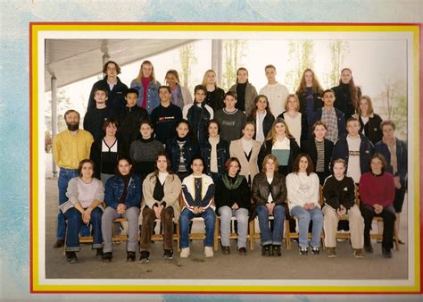 Photo De Classe 2°4 De 1999 Lycée Laure Gatet Copains Davant