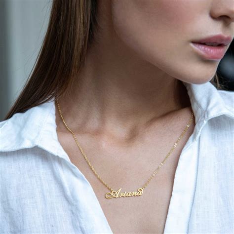 Carrie Name Necklace Sex And The City Carrie Necklace Faruzo