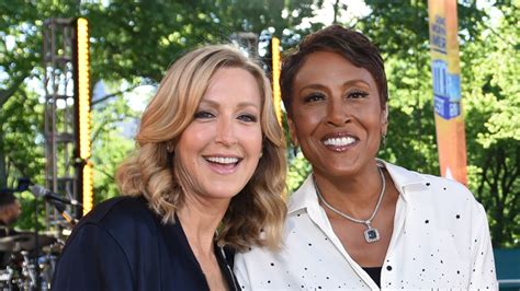 Inside Gma Stars Lavish Party Robin Roberts Lara Spencer And More
