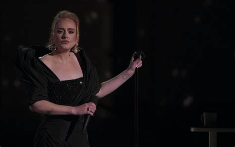 Adele Love Is A Game Live At Griffith Observatory 中英字幕 专业压马路选手 慰藉一下