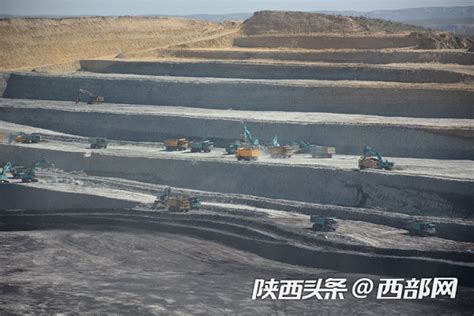 当煤矿遇上无人开采运输 西安建大研发智慧矿山综合管控系统为煤矿装上超级大脑 绿色矿山网绿色矿山智能矿山建设专业服务门户网站