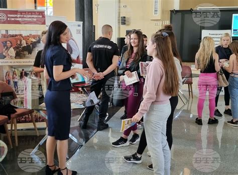 Панорама на висшето образование се провежда във Видин Утро