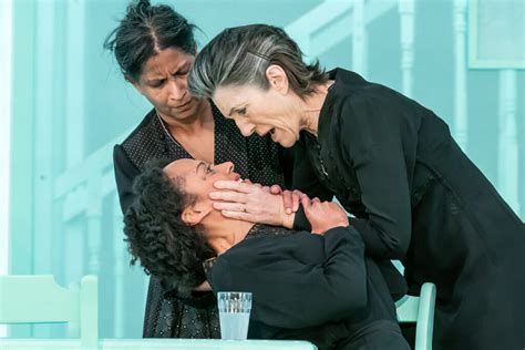 The House Of Bernada Alba National Theatre Review Theatre Reviews