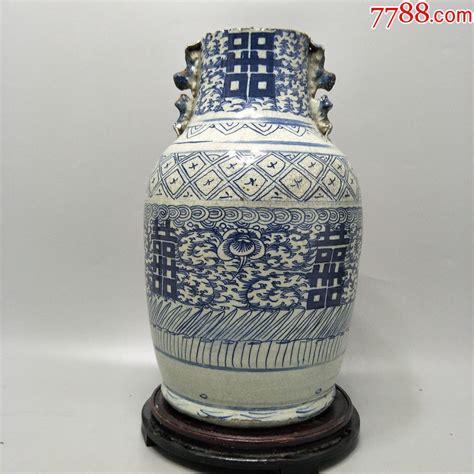 清代青花喜字瓶一只。画工精美包老包邮不议价。青花瓷诚信通天下【7788收藏收藏热线】