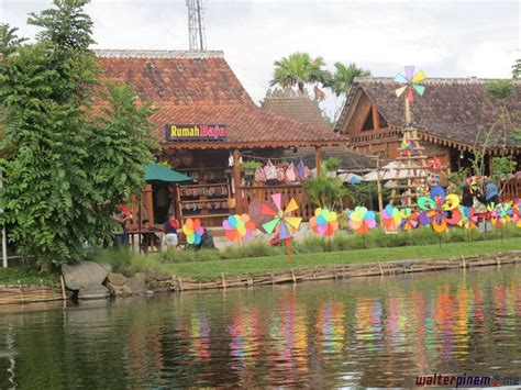 Floating Market Lembang Wisata Asik Bila Ke Bandung Walter Pinem