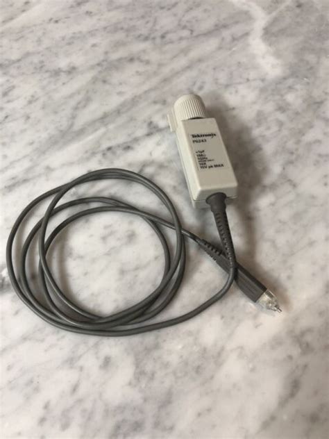 Tektronix P6243 Active Probe 1pf 1ghz 1mΩ 10x 15v Pk Max See