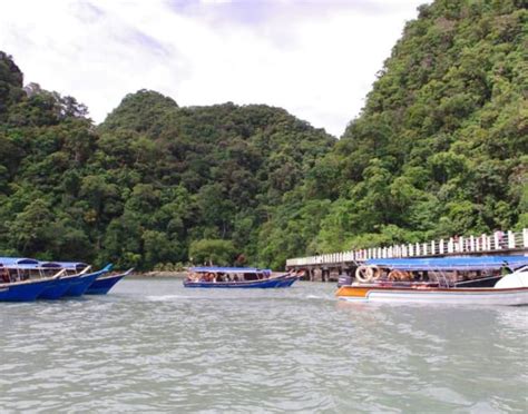 Langkawi Island Hopping Boat Tour Banbanjara