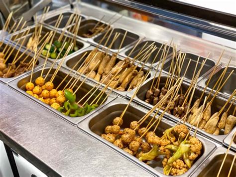 台南美食宵夜「缽缽雞」 在台南也能吃到四川道地的酸辣粉和缽缽雞！棒棒重慶小麵好吃推薦～ 花露露 の花花世界
