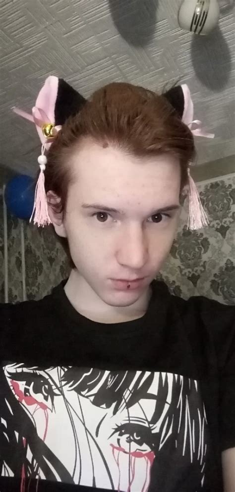 Создать мем крашенные парни волосы парней мужчина Картинки Meme