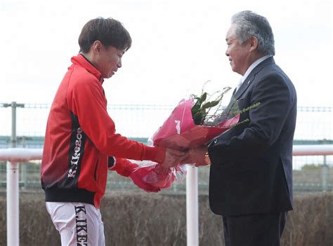 引退する池添兼雄師が最後のレース「いい調教師人生が送れました」息子・池添謙一は涙― スポニチ Sponichi Annex ギャンブル