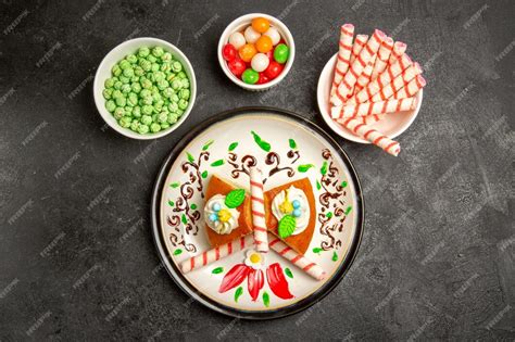 Free Photo Top View Delicious Cream Pie Inside Designed Plate With
