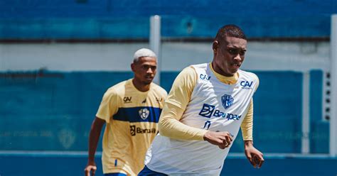Após frustração no estadual Paysandu tem novo técnico para a Série C