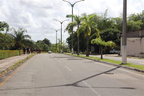 Reitor vistoria a mais nova avenida perimetral da UFMA Pró Reitoria