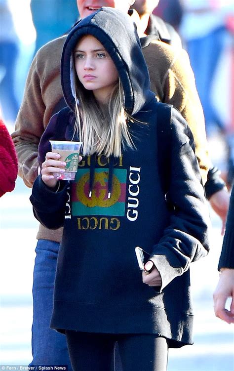 Heidi Klums Daughter Leni Is Her Mini Me At Disneyland Daily Mail Online