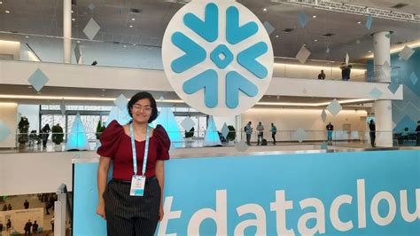 Mrunmayee Dhapre On Linkedin Snowflakeconference Ai Ml Datamanagement Innovation