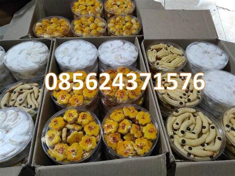 6285624371576 Paket Parcel Kue Kering Cantik Bandung Paket Parcel Kue