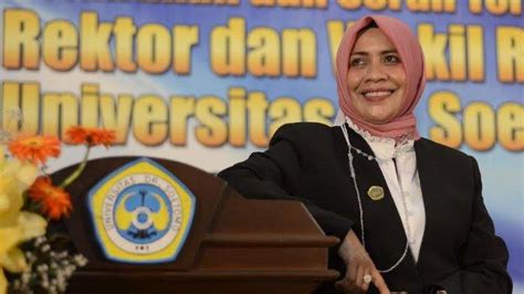 Siti Marwiyah Jadi Rektor Perempuan Pertama Unitomo Berikut 4 Program