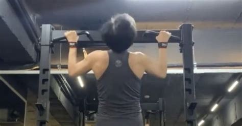 조국 감옥 가면 턱걸이 푸시업 스쾃 책 읽기슬감생 다 계획이 있다