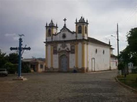 IGREJA DE SANTO ANTONIO NO POVOADO DE ITATIAIA POR LUIZ ALBERTO OURO