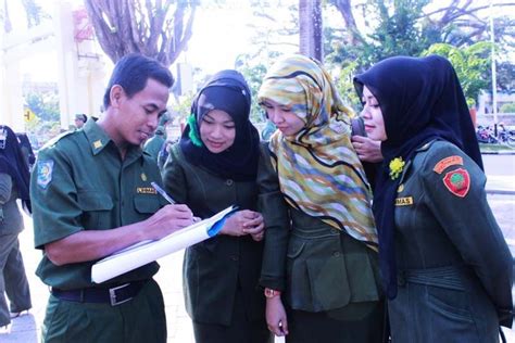 Cewek Pns Memang Istimewa 10 Kualitas Ini Membuat Mereka Layak Bikin Kamu Jatuh Cinta