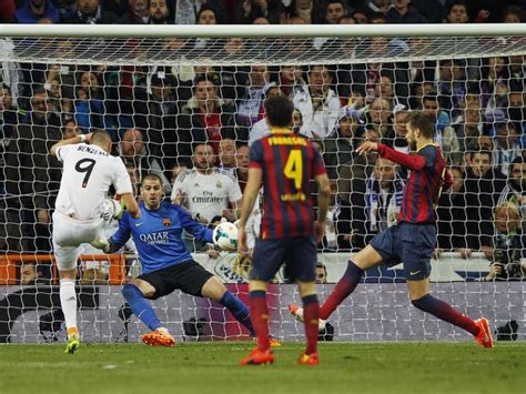 Real Madrid 3 Barcelona 4 Match Report Lionel Messi Hat Trick Out Guns