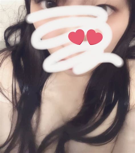 美人現役女子大生が顔出しで脱衣おっぱい丸出しヌード自撮り みんくちゃんねる