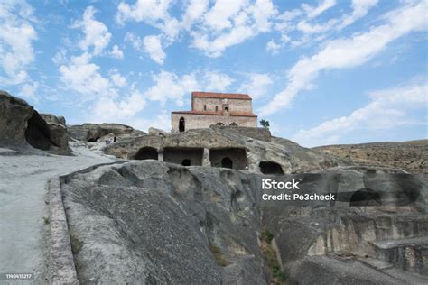 Uplistsikhe 조지아에 있는 고 대 사람들의 동굴 도시 0명에 대한 스톡 사진 및 기타 이미지 0명 Unesco