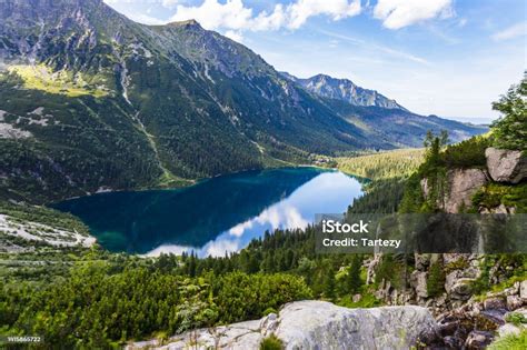 Стокове фото Панорамний Вид На Озеро Морське Око Або Око Моря Татри