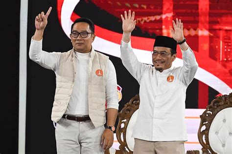 Ridwal Kamil Bantah Tudingan Bagi Bagi Beras Dan Minyak Gratis