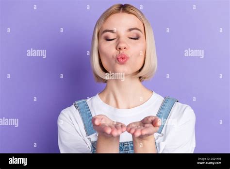 Photo Of Nice Optimistic Short Hairdo Blond Lady Blow Kiss Wear White T