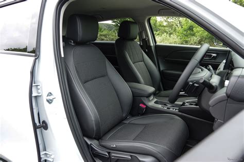 【ホンダ ヴェゼル 新型試乗】『wr V』よりも“雰囲気”を求めたいユーザーに島崎七生人 1枚目の写真・画像 レスポンス