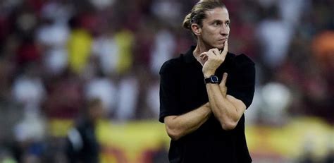 Flamengo Filipe Luís Teve Noite De Titinho Ironiza Rmp