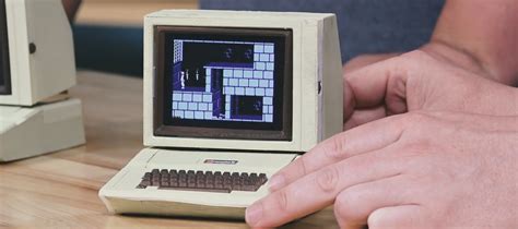 The Mini Apple IIe That Runs On C H I P Hackaday
