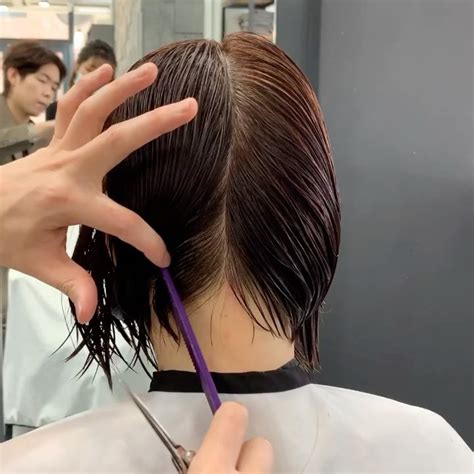 일산미용실 누아헤어 숏컷 숏보브 ️칼단발 꿀팁 칼단발은 그냥 일자로 자를때보다 약간에 층을 내며 커트한뒤 마무리때 라인을 정리하는게 좀더 깔끔한 칼단발 라인이