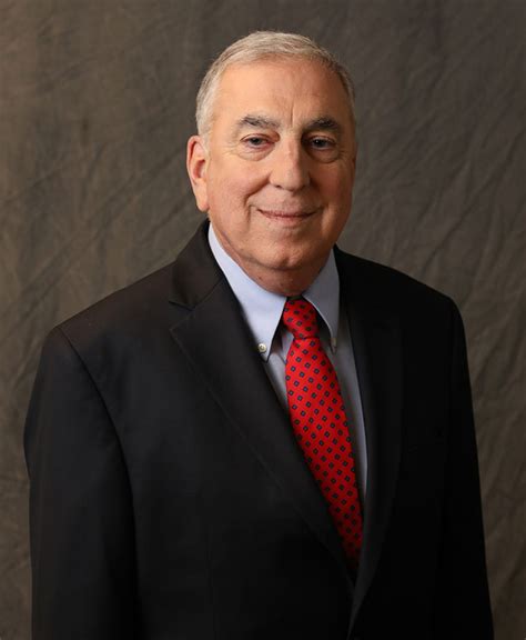 Meet Dr Daniel Trahant Hand Center Of Louisiana