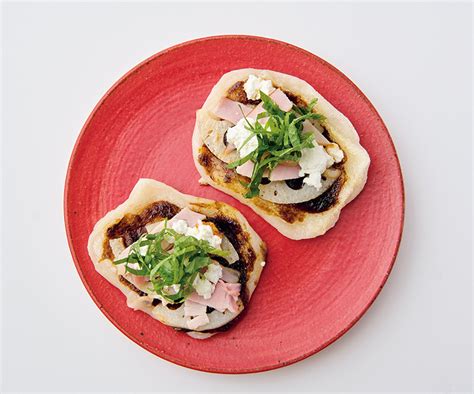 料理家が教える「餅ピザ」レシピ8つ 定番マルゲリータやれんこんやみその和風ピザ、明太マヨやツナマヨも 12 女性セブンプラス