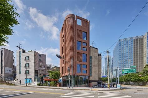 Dadam Commercial And Office Building Adus Architectural Designer