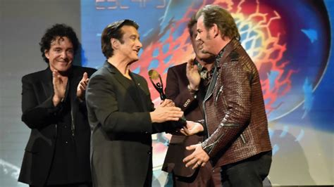 Journeys Jonathan Cain Says Steve Perry Always Has A Door Open To