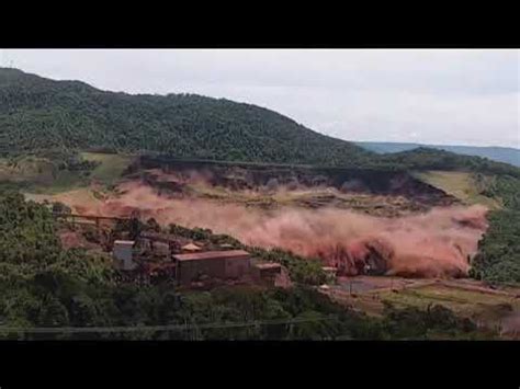 Momento Exato Do Rompimento Da Barragem De Rejeitos Em Brumadinho MG