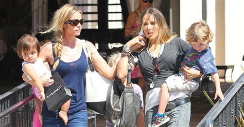 Charlie Sheens Ex Wife Agrees To Turn Over Names Of People Who Have