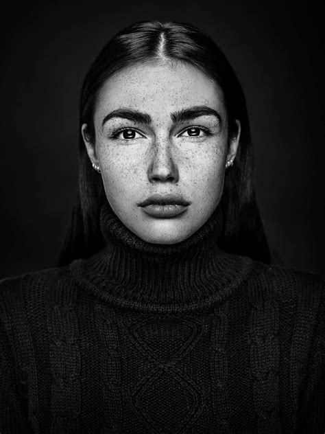 Studio Photography 18 Amazing Images You Are Going To Love Black