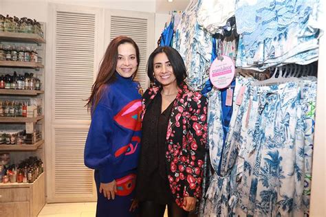 Coraima Torres Y Yesenia Valencia Seducidas Por Sexi Lencería Navideña