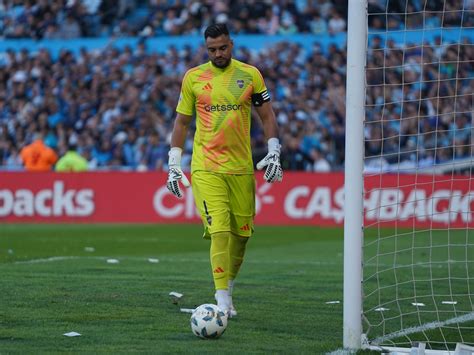 Chiquito Romero Del Grosero Error En El Primer Gol De Racing A Su