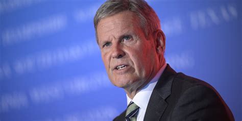 Tennessee Gov Lee Mulls Tripling Ev Fee Adding Express Toll Lanes