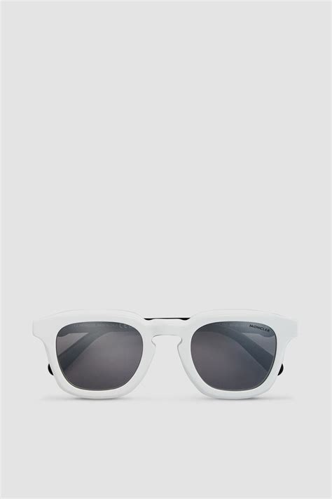Black Gradd Squared Sunglasses Sunglasses For Men Moncler Gb