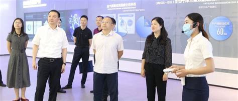 市政协副主席、市工商联主席李赞一行来高新区调研发展