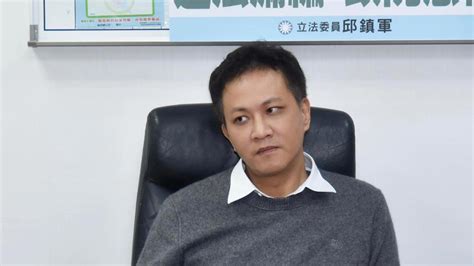 罷免團體隱射「苗栗黑道」 邱鎮軍回嗆：我用排黑條款選上立委