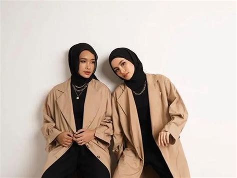 Mix Match Warna Hijab Yang Cocok Untuk Baju Cream